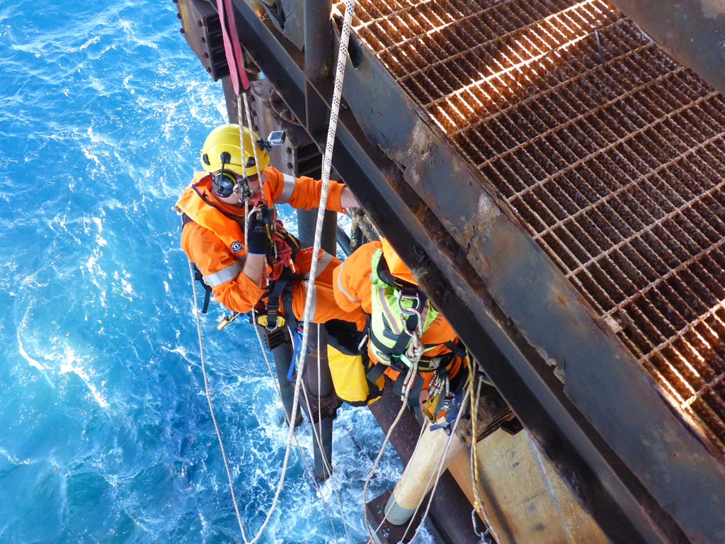 Close Visual Inspection of Wandoo B Platform